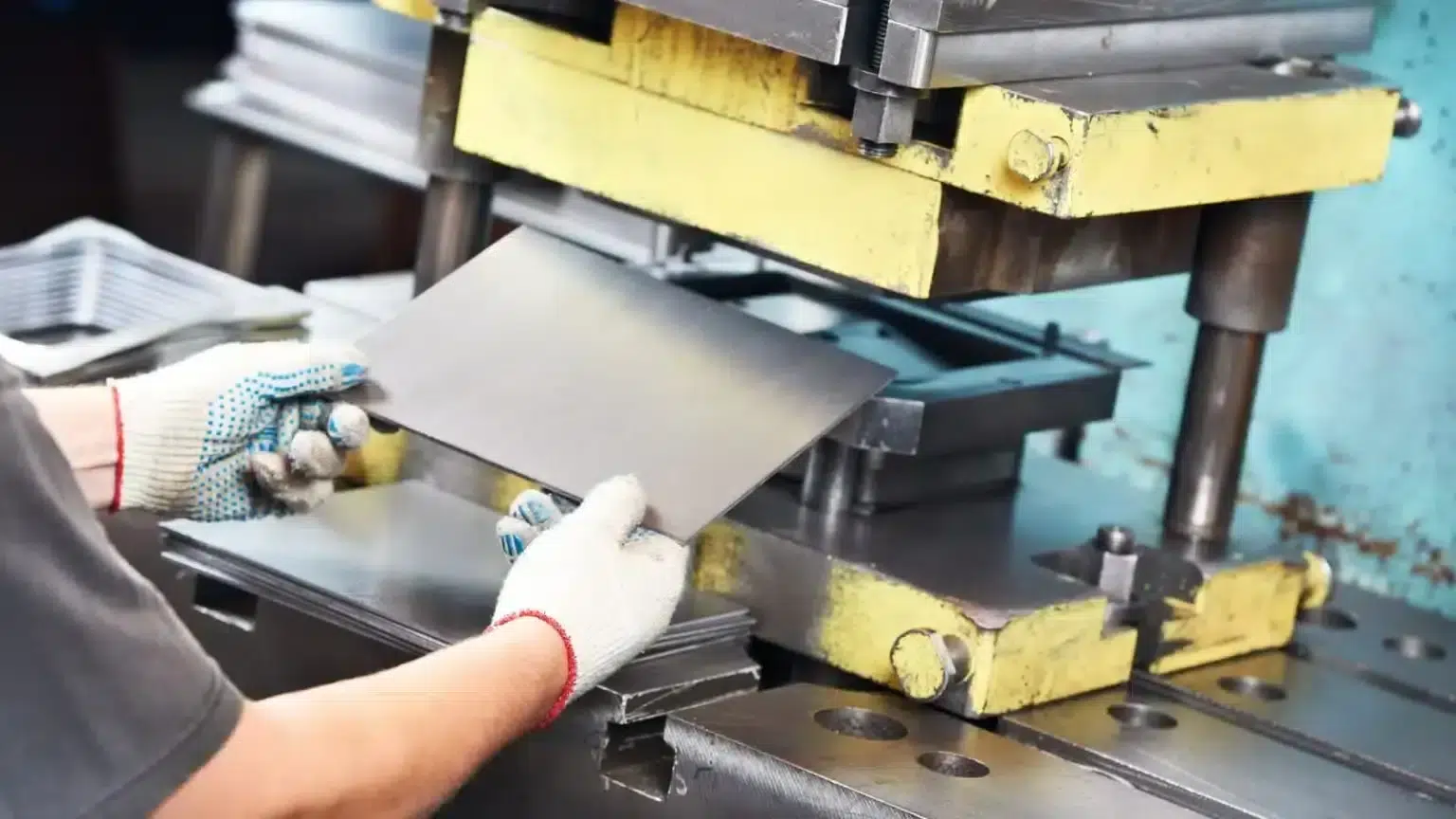 What Is Sheet Metal Hemming: Process, Types and Applications - Zintilon